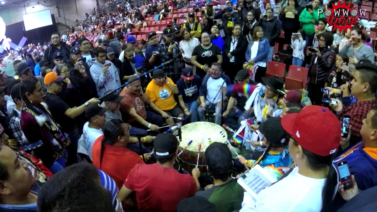 Northern Cree Singers Womens Fancy Song @ Edmonton Expo Powwow 2018 ...