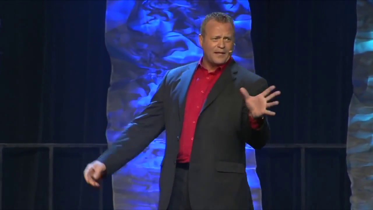 Patrick Leroux CSP HoF conférencier motivation et performance - YouTube