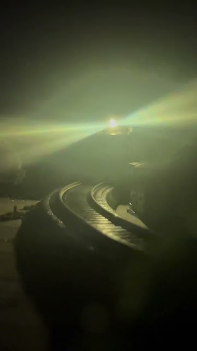 UP 693 midnight run - YouTube