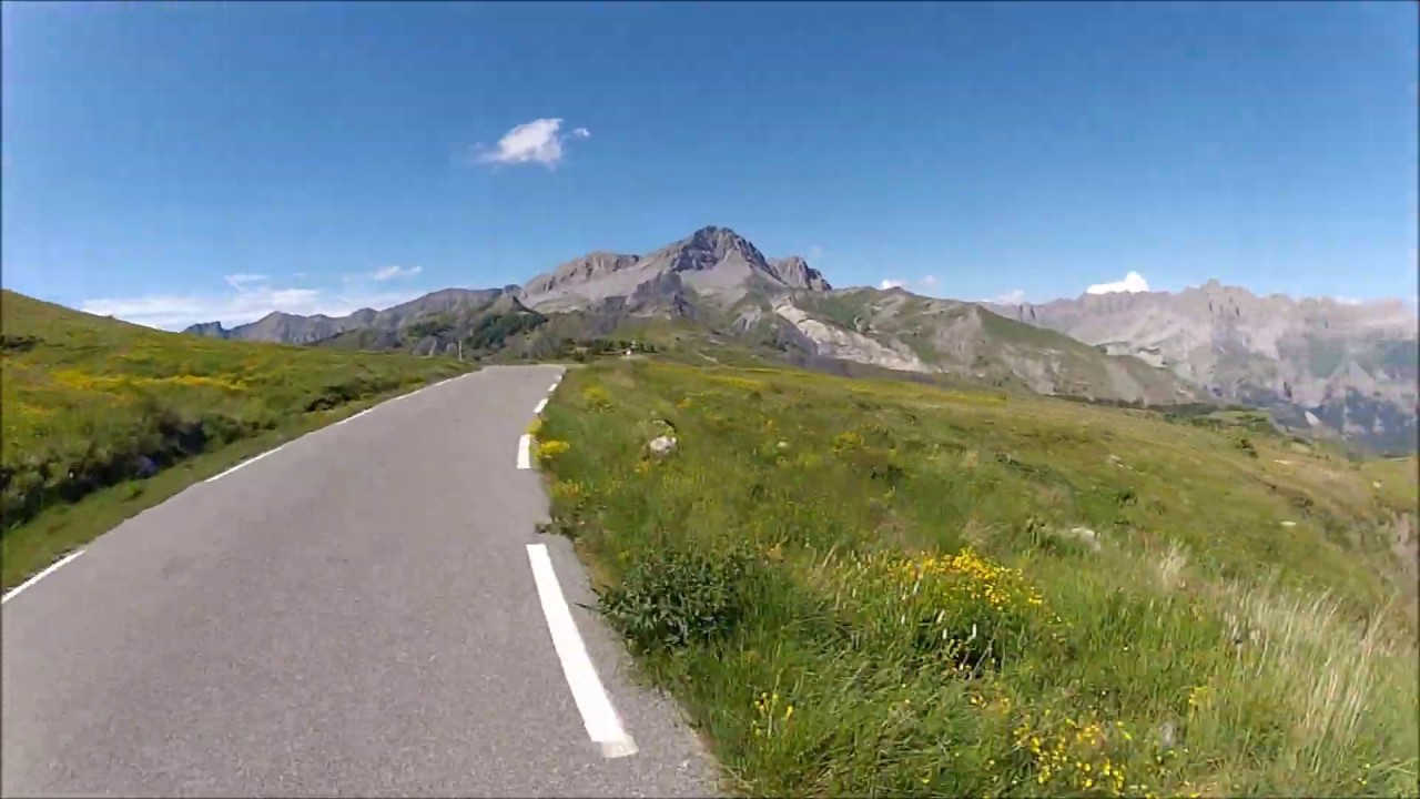 Le col des Champs - YouTube