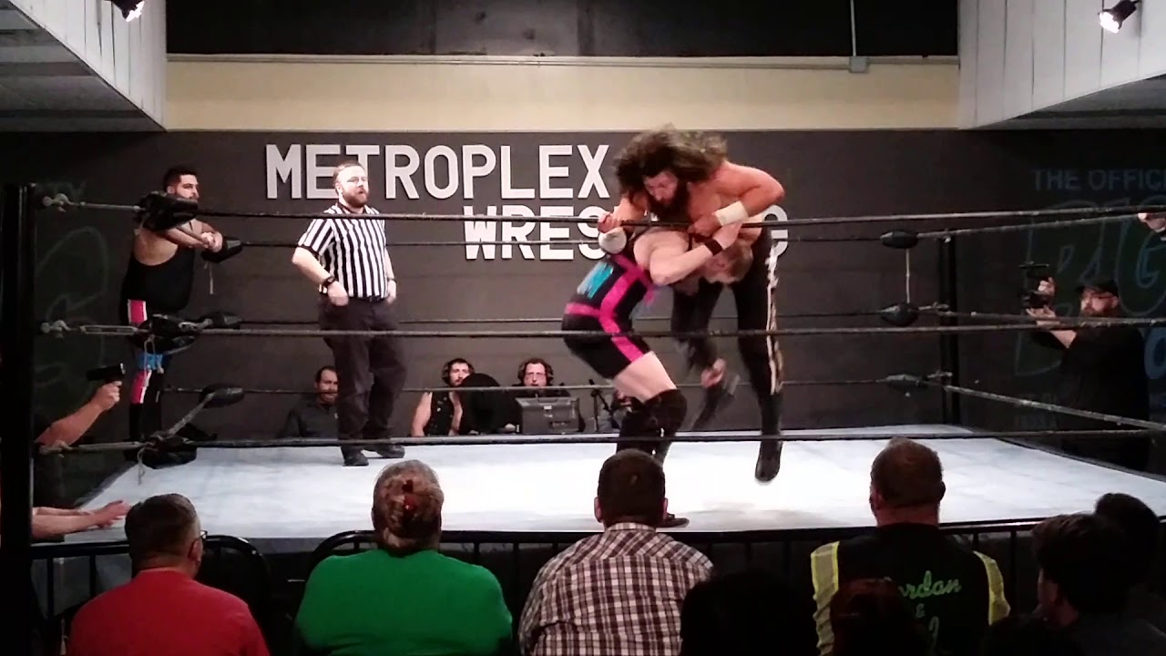 Minajatwa (Tatum Manning & Larry Canis) vs Bearzerkers (Dimitri & Tyler ...