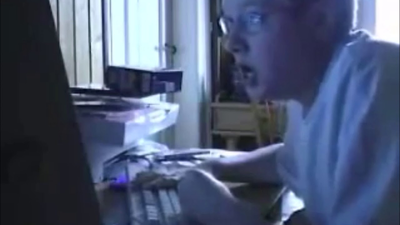 AGK Episode #13: Angry German Kid Goes on PlayStation Network - YouTube