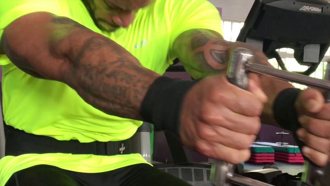 Gregory Hassell mens physique athlete - YouTube