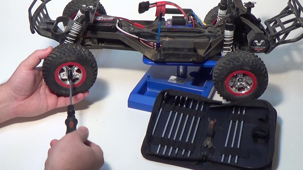 Duratrax 19-in-1 Tool Kit - Is it any good? - YouTube