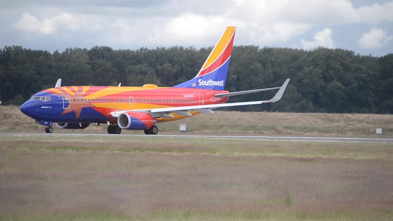 Southwest Airlines Boeing 737-700 (Arizona One Livery) [N955WN] Takeoff ...