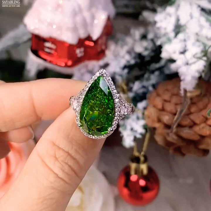14.5 CT Pear Cut Fancy Green Sapphire Engagement Ring | Unique ...