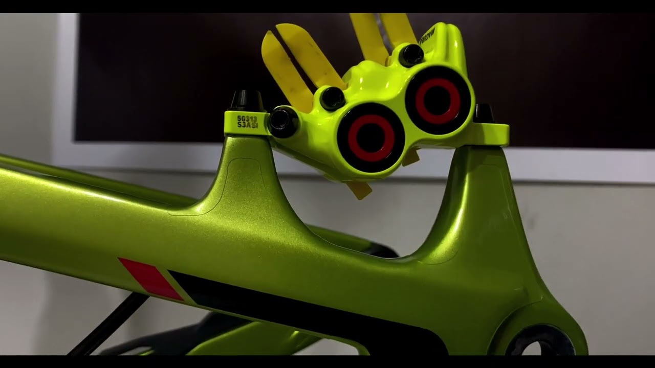 Dream build Pivot Switchblade 2022 - YouTube