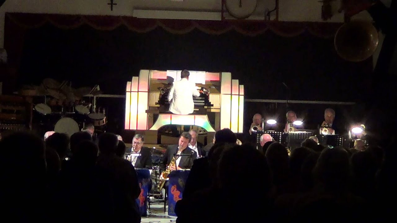 Christian Cartwright at the Pipes in the Peaks Compton and the Ockbrook ...