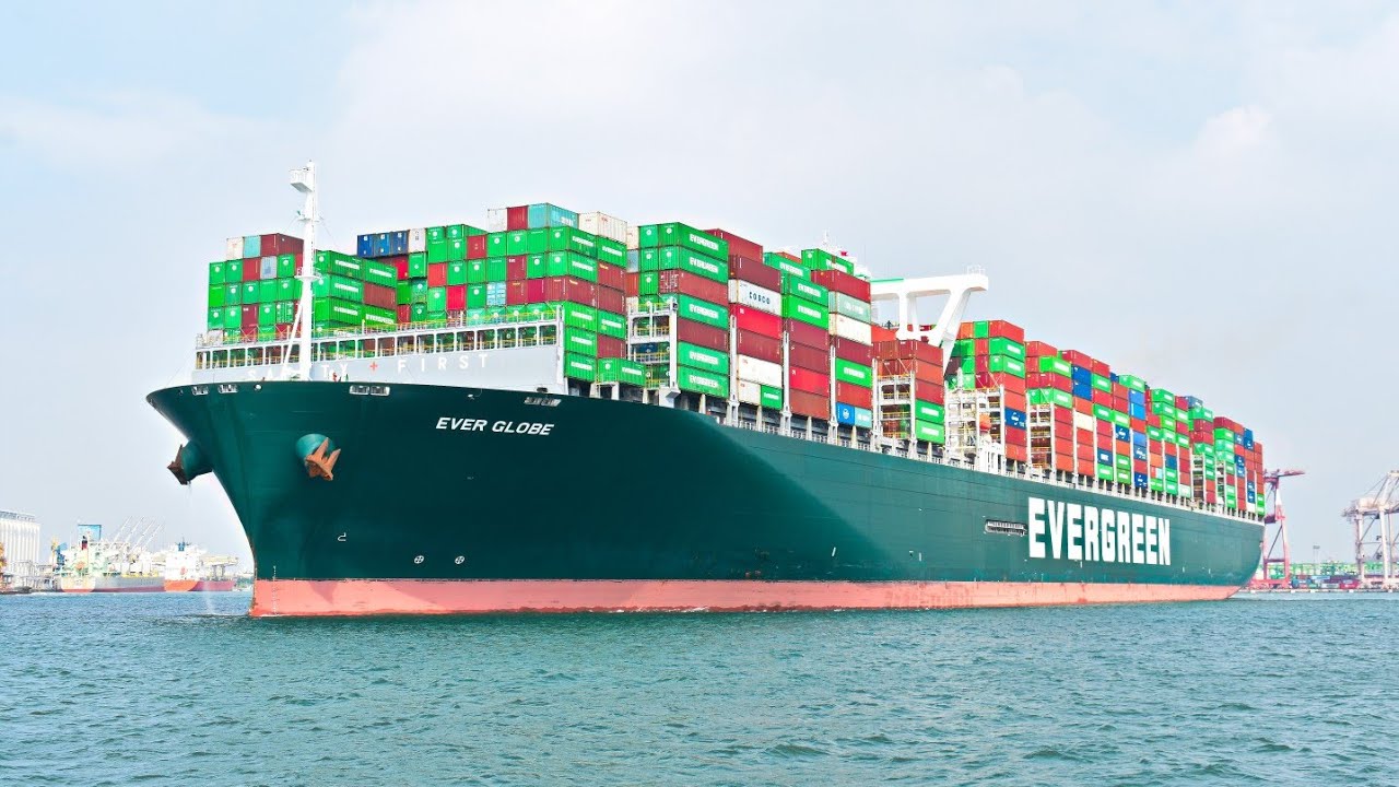 大船出港,21萬噸,長榮海運EVERGREEN旗下巨輪「EVER GLOBE 長宇輪」 出港 - YouTube