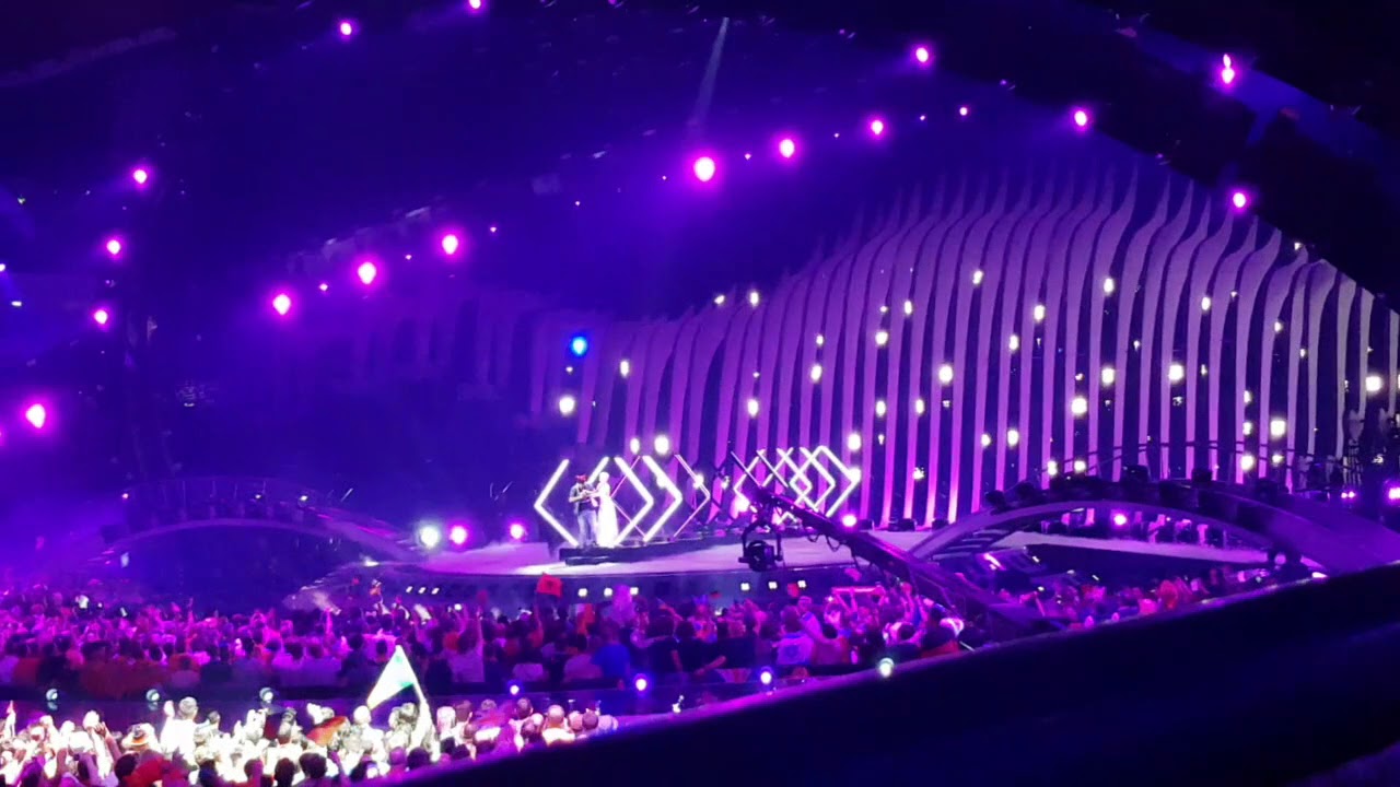 UK stage invasion EUROVISION 2018 - YouTube