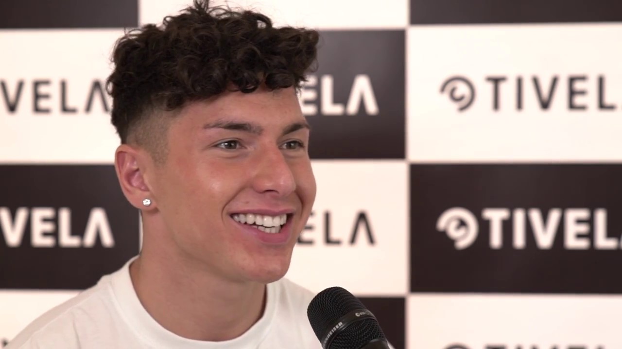 Tivela CloseUp Interview Taylan Duman - YouTube