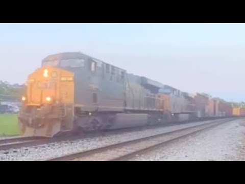 I got Csx 780 leading!( Csx 818 trailing!) 68 cars! 🇺🇸 - YouTube