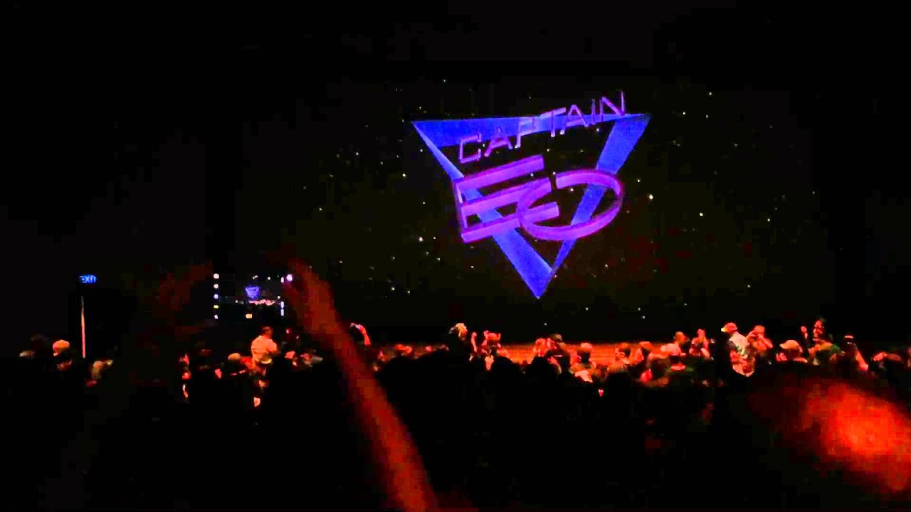 Final Captain EO show at Epcot - YouTube
