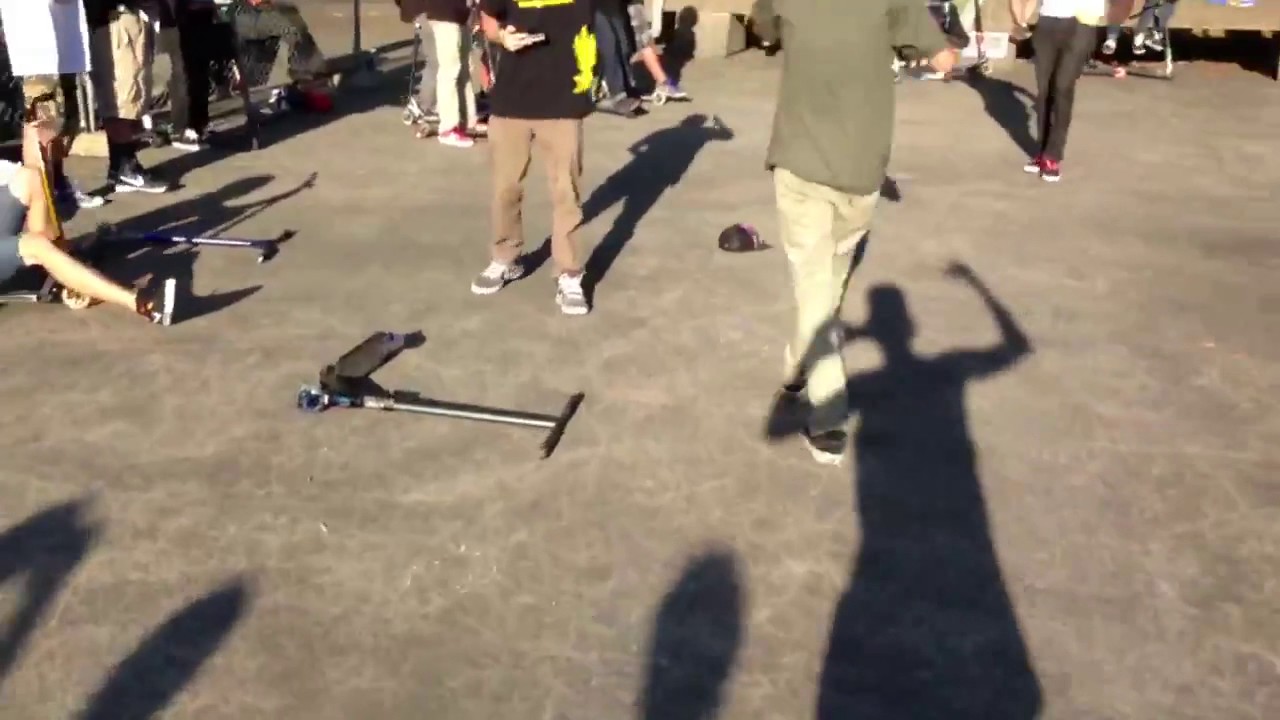 Jon Dev 3 whip Garfield Seattle street jam - YouTube