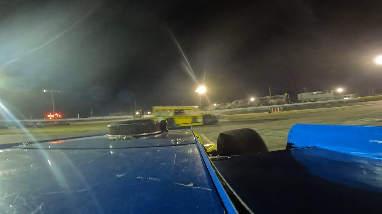 📸 Robert Yoho | Outlaw Figure 8 Win | Showtime Speedway | 4/26/25 - YouTube