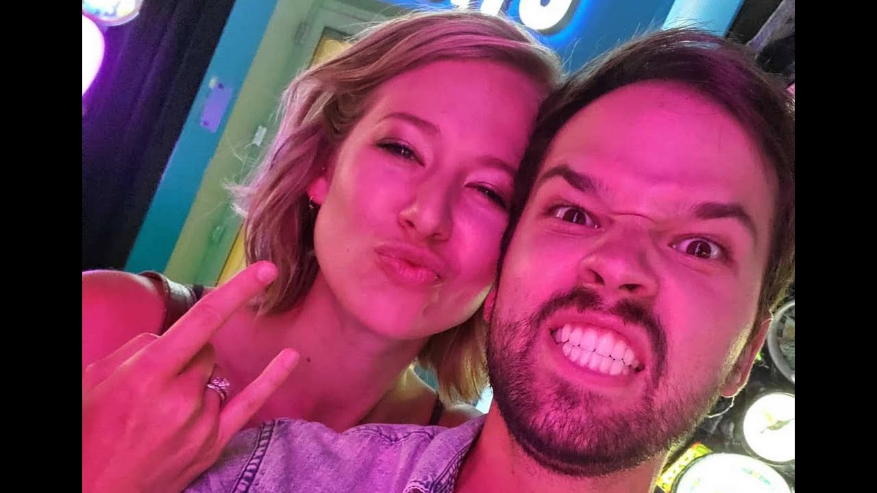 Nathan Kress Family: Wife, Kids, Siblings, Parents - YouTube