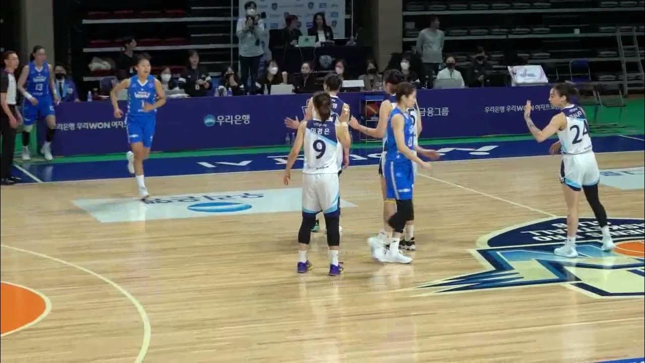 WKBL 우리은행WON 신한은행전 플레이오프 1차전 1Q Playball Woori bank WON Korea Pro Basketball - YouTube