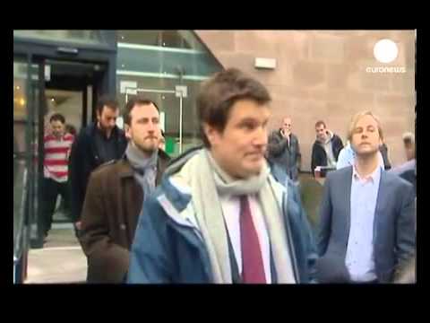 Gizli polis taraf değiştirdi, dava düştü