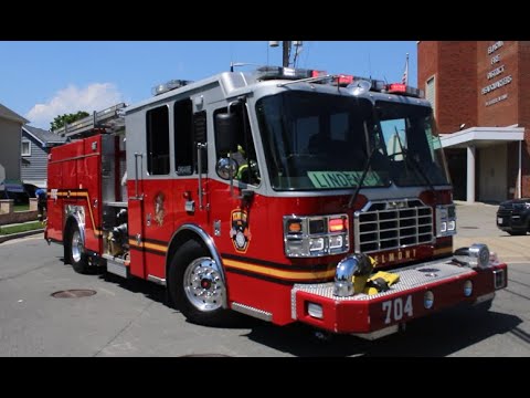 Elmont Fire Department Engine 704 & Rescue 705 Responding to a AFA In ...