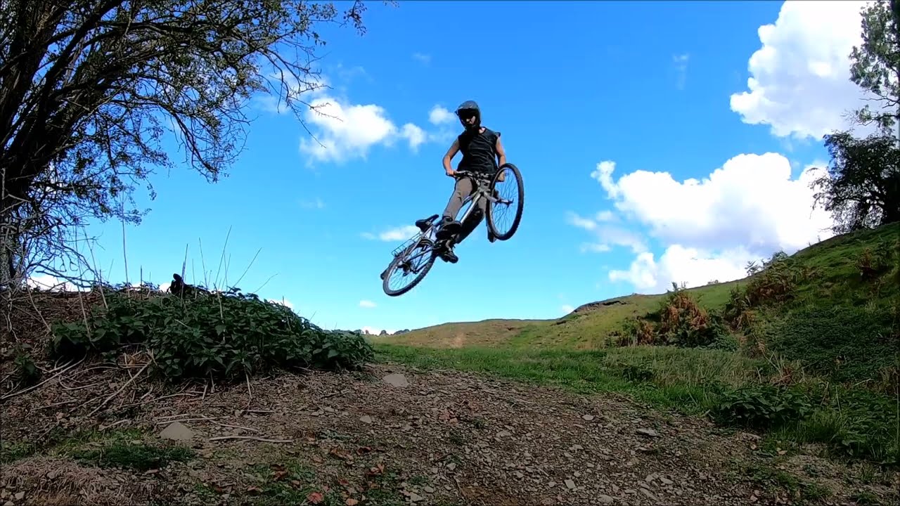 SKETCHY FREE BIKE FREERIDE FUN - YouTube