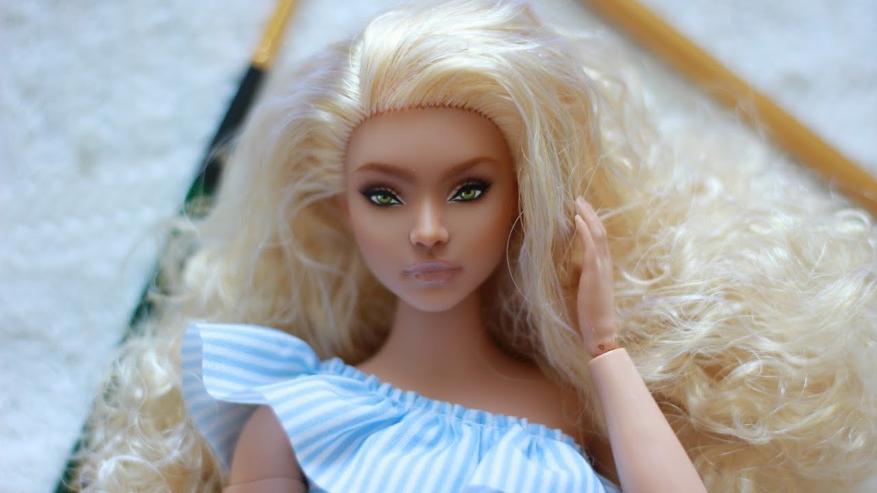 Doll repaint tutorial / Barbie doll repaint #art #dolls #dollcollector ...