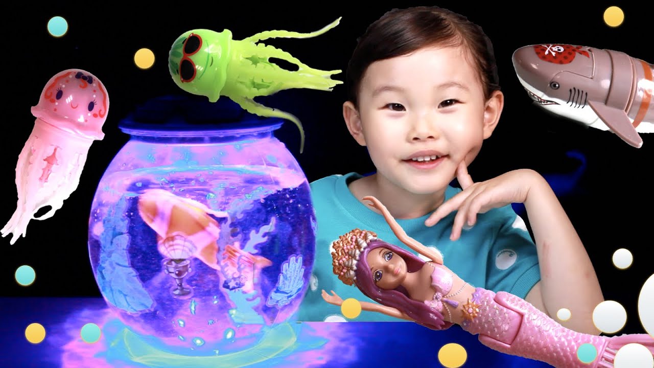 라임이의 슈퍼피쉬 니모 해파리 인어공주 벨라 상어 라이팅 수족관 장난감 놀이 Limetube And Toy 라임튜브 Youtube