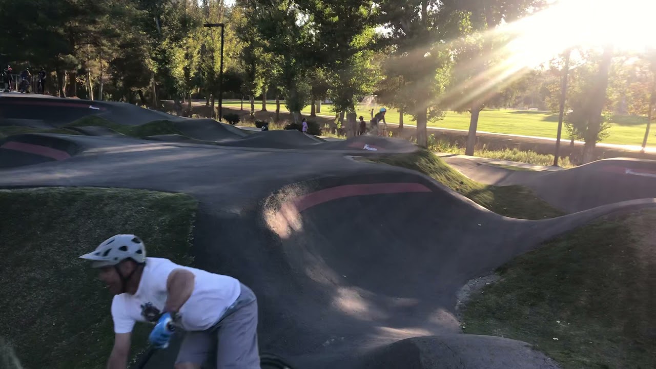 Pump track in Temecula - YouTube