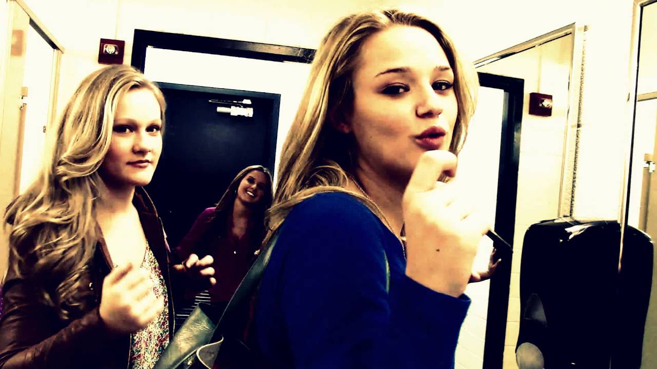 The REAL Most Popular Girls in School 2016 - YouTube