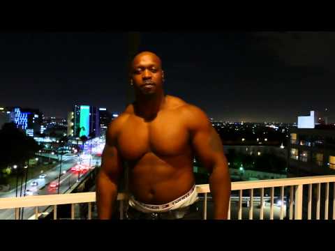 Big Brody takes Hollywood. - YouTube