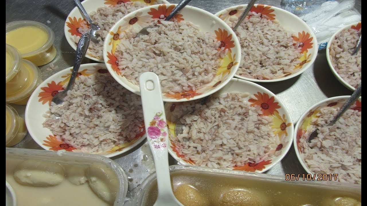 Doi Chira Street food of Bangladesh Mishti DoiDahi Pudding Recipe in ...