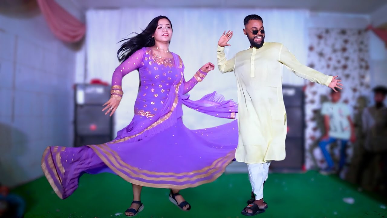 Main To Rasta Se Ja Raha Tha | Latest Song | Laily #mirchilagitoh | New ...