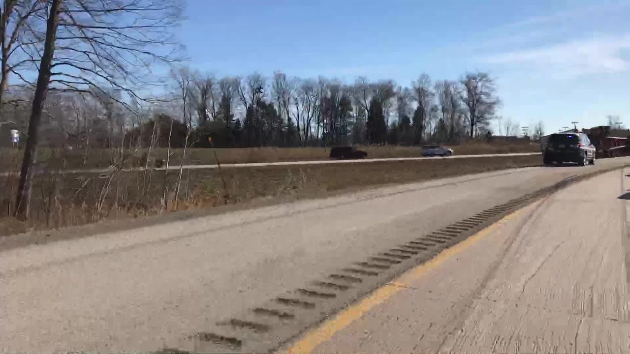 I-41 at HWY 172 Semi Rollover - YouTube