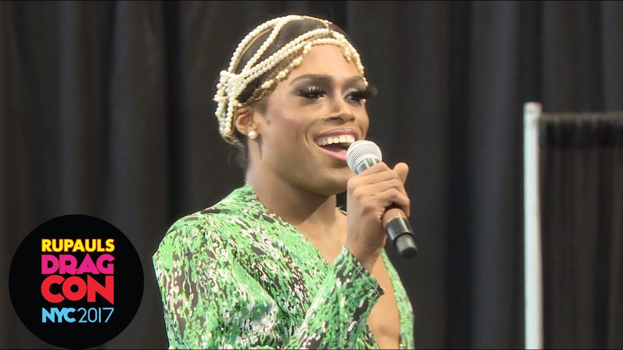 Lipsync for Your Life with DiDa Ritz! at RuPaul's DragCon NYC 2017 ...