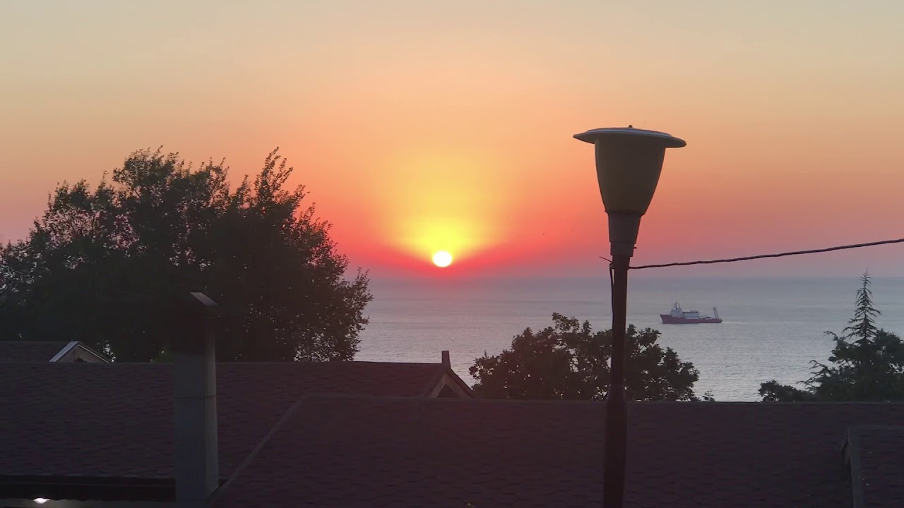 L’alba sul mare /răsăritul soarelui pe marea neagră - YouTube