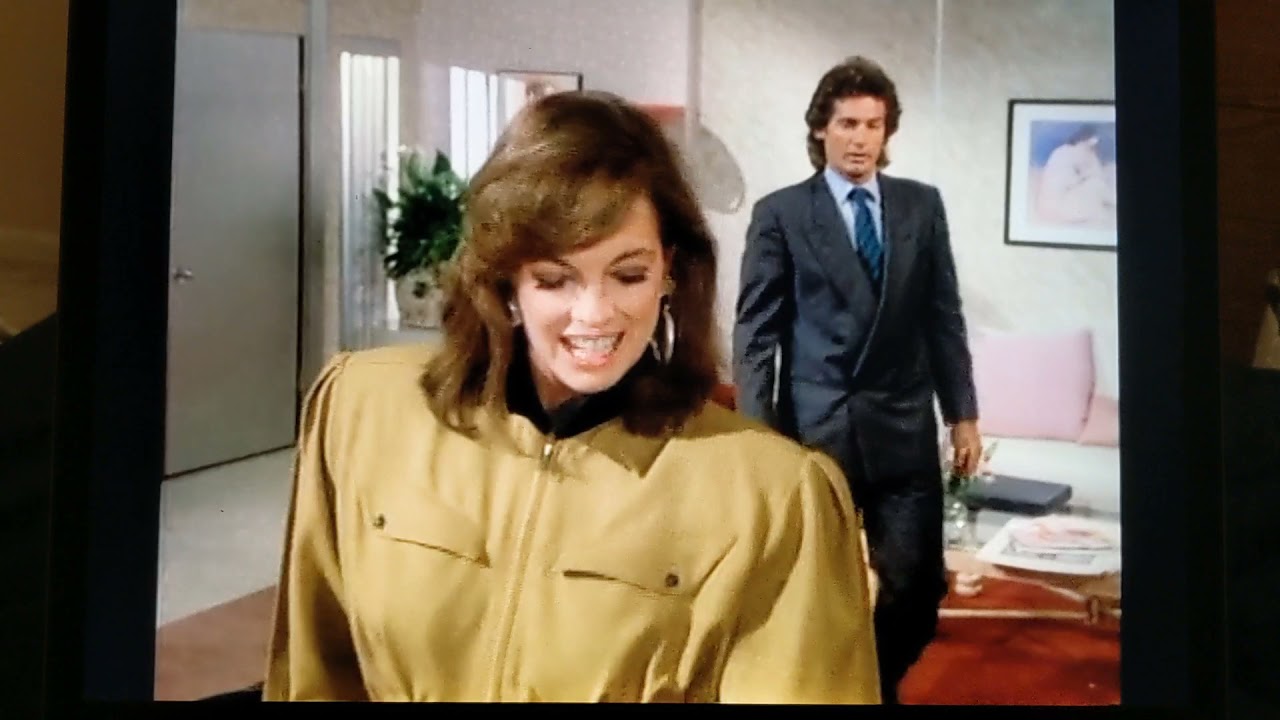 Sexual tension between Nicholas Pierce and Sue Ellen - YouTube