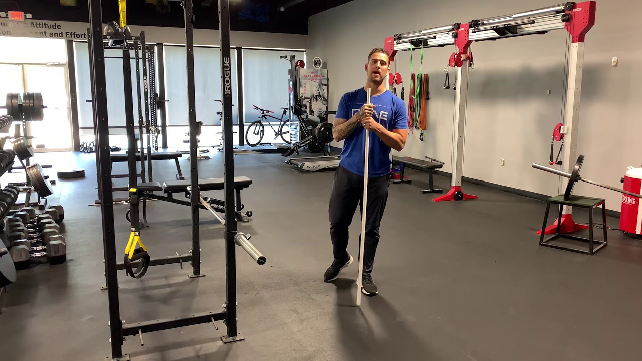 Squatting a Hip Hinge - YouTube