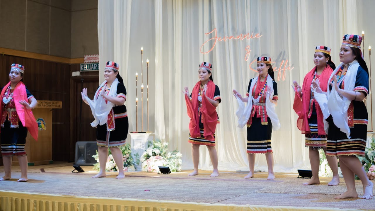 Tarian Bidayuh Rejang Be'uh - Javennie & Steffi Wedding - YouTube