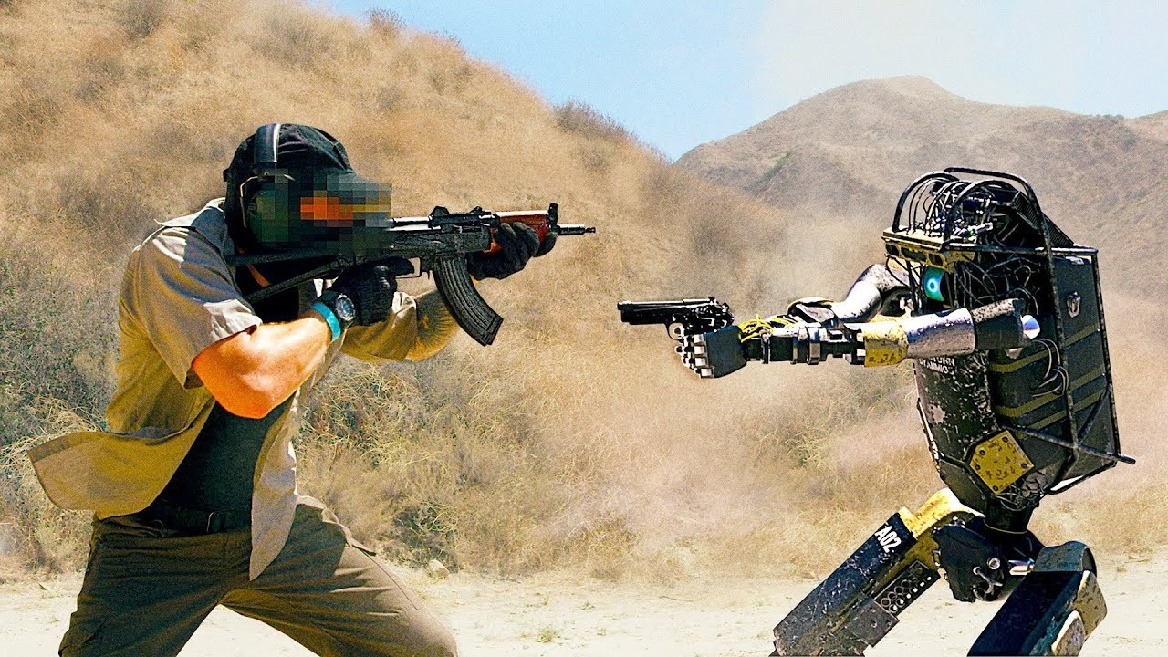 Robot shooting: New Robot Makes Soldiers Obsolete - YouTube