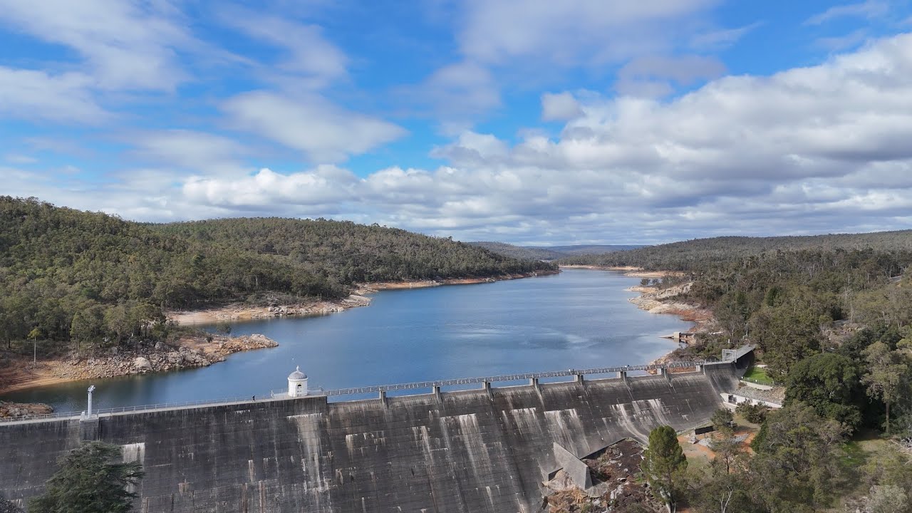 Mundaring Weir dams the Helena river. Water is piped to the Eastern ...