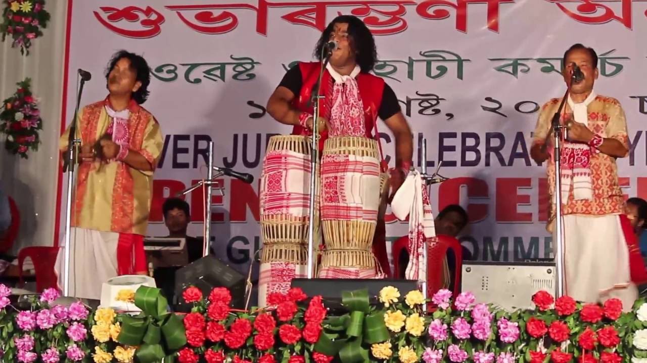 Assamese Dhol and Humour performance. - YouTube
