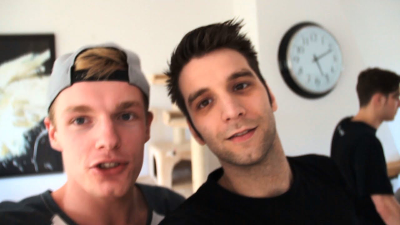 een HUIS VOL YOUTUBERS! DDG VLOG #69 - YouTube