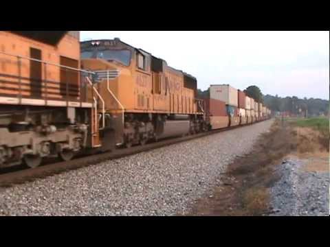 UP #1989 leads NS intermodal train I2G at Waco,GA - YouTube
