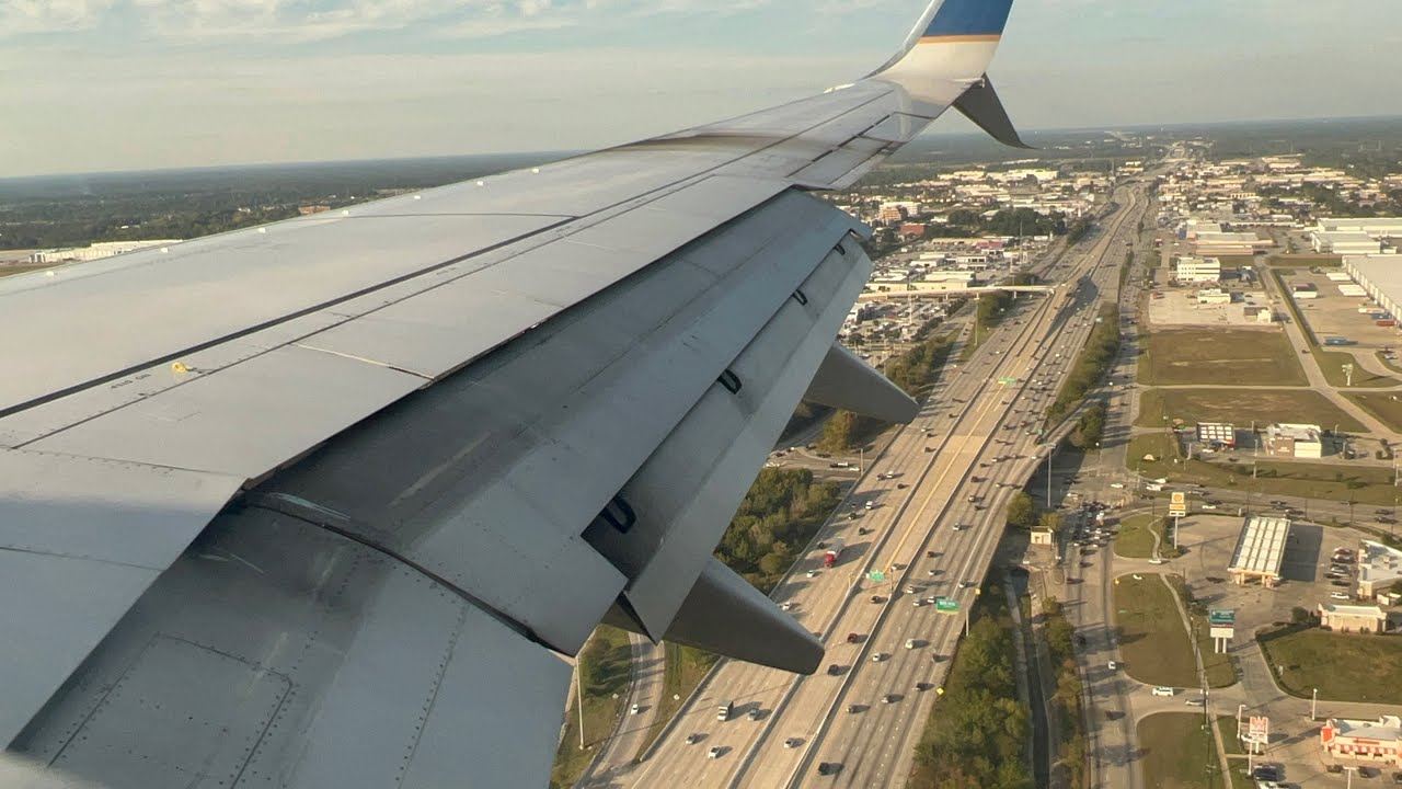 Houston, Texas IAH Landing - YouTube