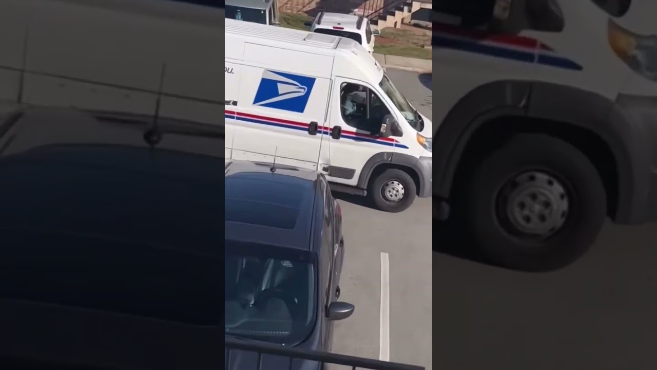 Mail lady got robbed! - YouTube