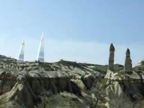 göreme de uçak akrabasyon show by yugurtcu