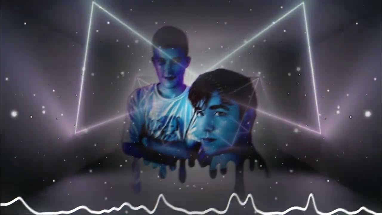 st0rm ch4s3r & Mike Hollow - DiGiTAL Dr34M - YouTube