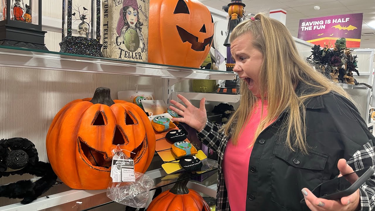 Halloween Shopping Vlog! |Shop with us - YouTube