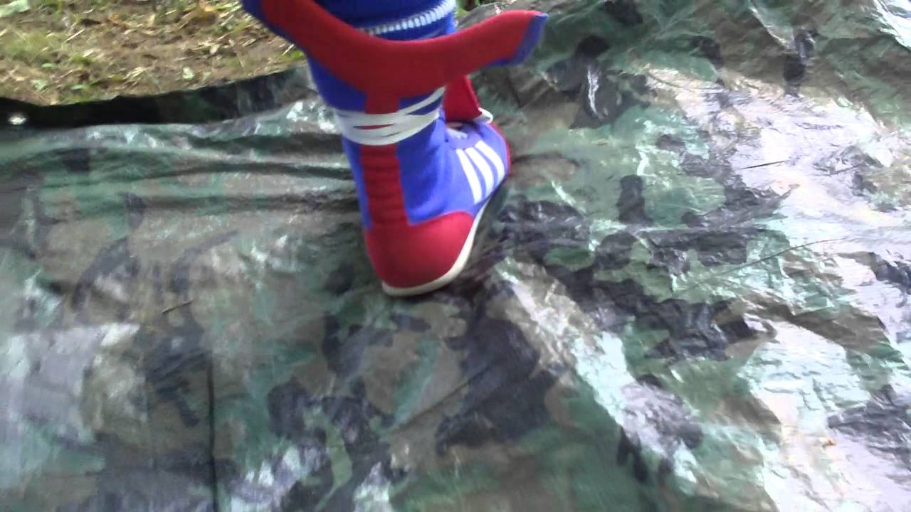 Adidas Box Champ Speed boxing boots with the tongues out - YouTube