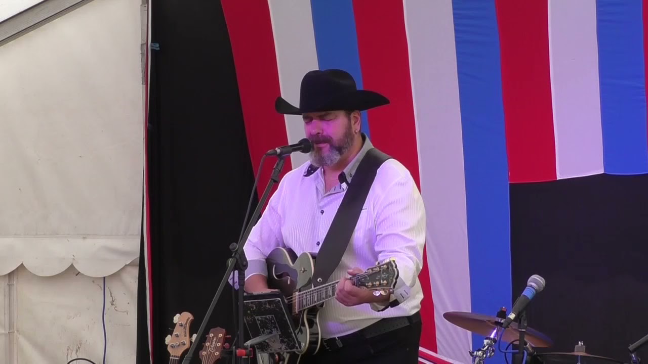 Travis Logan - My best friend - YouTube