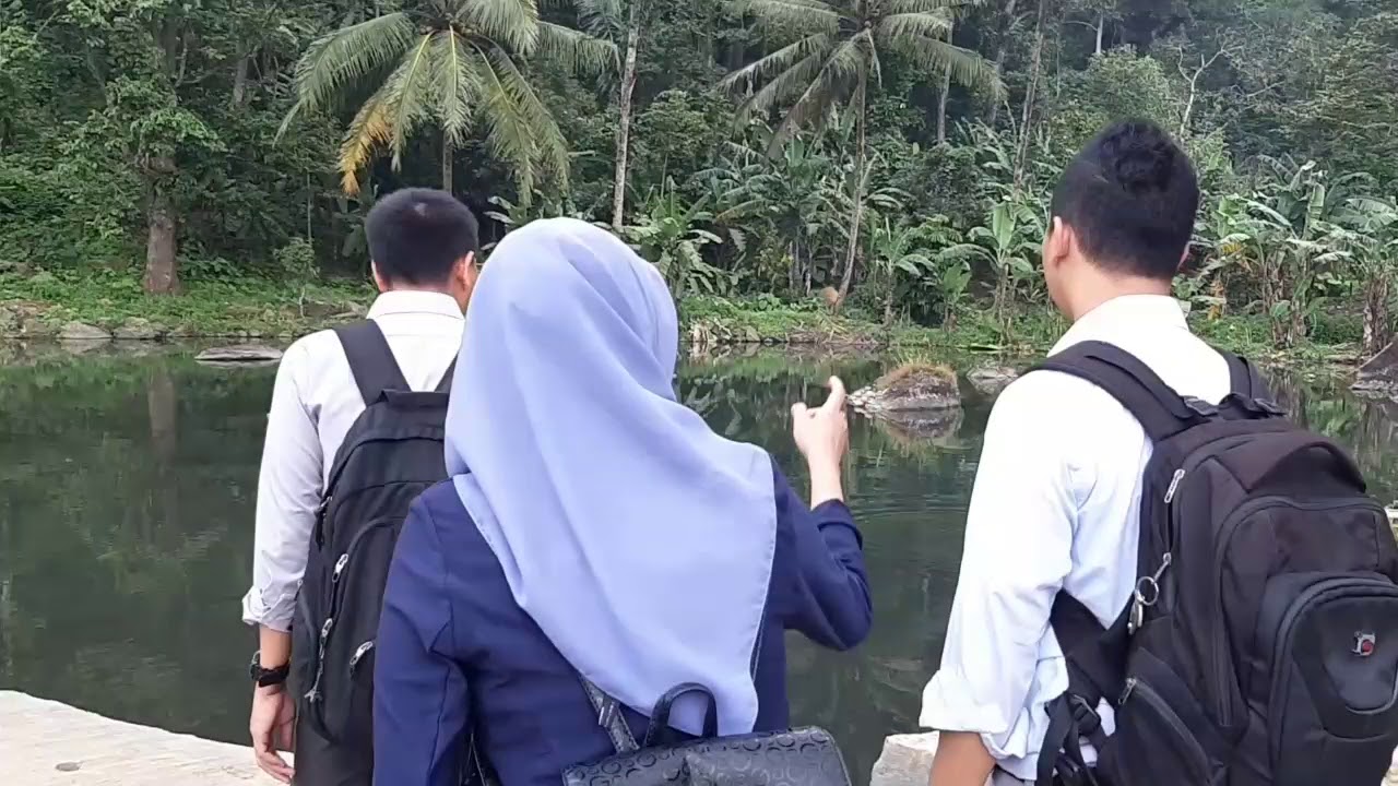 Wisata Alam Pemandian Cihunjuran Pandeglang - YouTube
